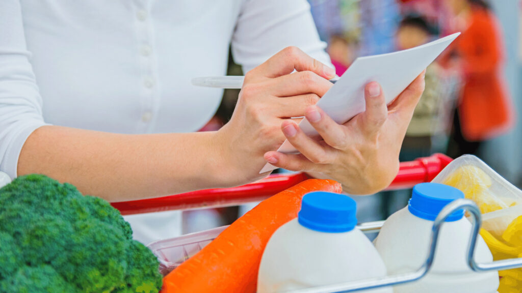 Learn 8 ways to Grow your Finances if You aren't Saving Enough. - The ...