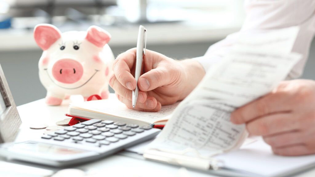Learn 8 ways to Grow your Finances if You aren't Saving Enough. - The ...