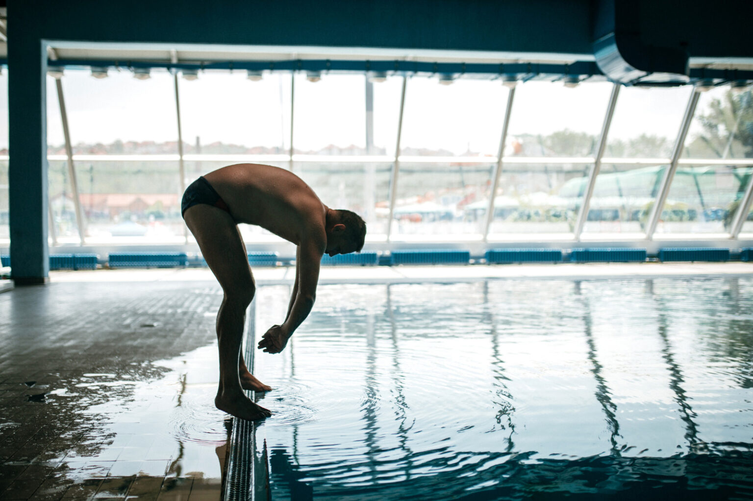 11 Benefits of Swimming for Mental Health and Wellness - The One Liner